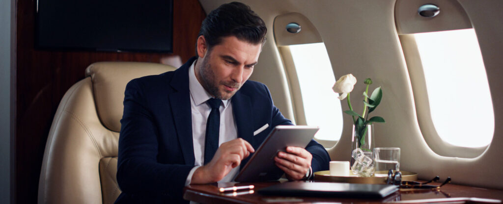 How to Become a Private Jet Pilot | Jet Pilot Requirements